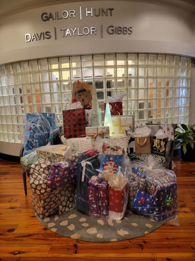 Gailor Hunt Gives Hope to Children in Need | Gailor Hunt